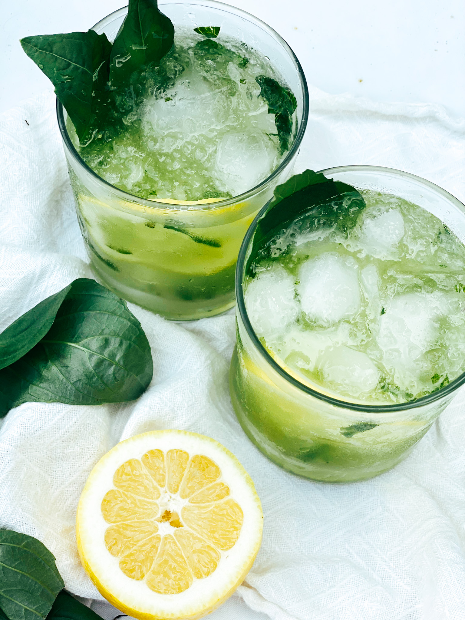 Gin Lemon Basil Cooler – SIP.COOK.ENJOY.